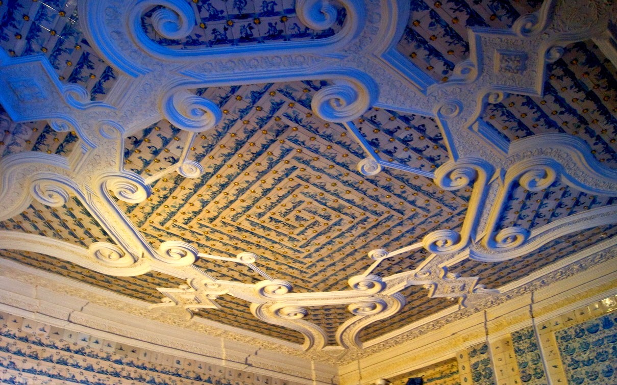 loveisspeed.......: The Menshikov Palace is a Petrine Baroque edifice ...