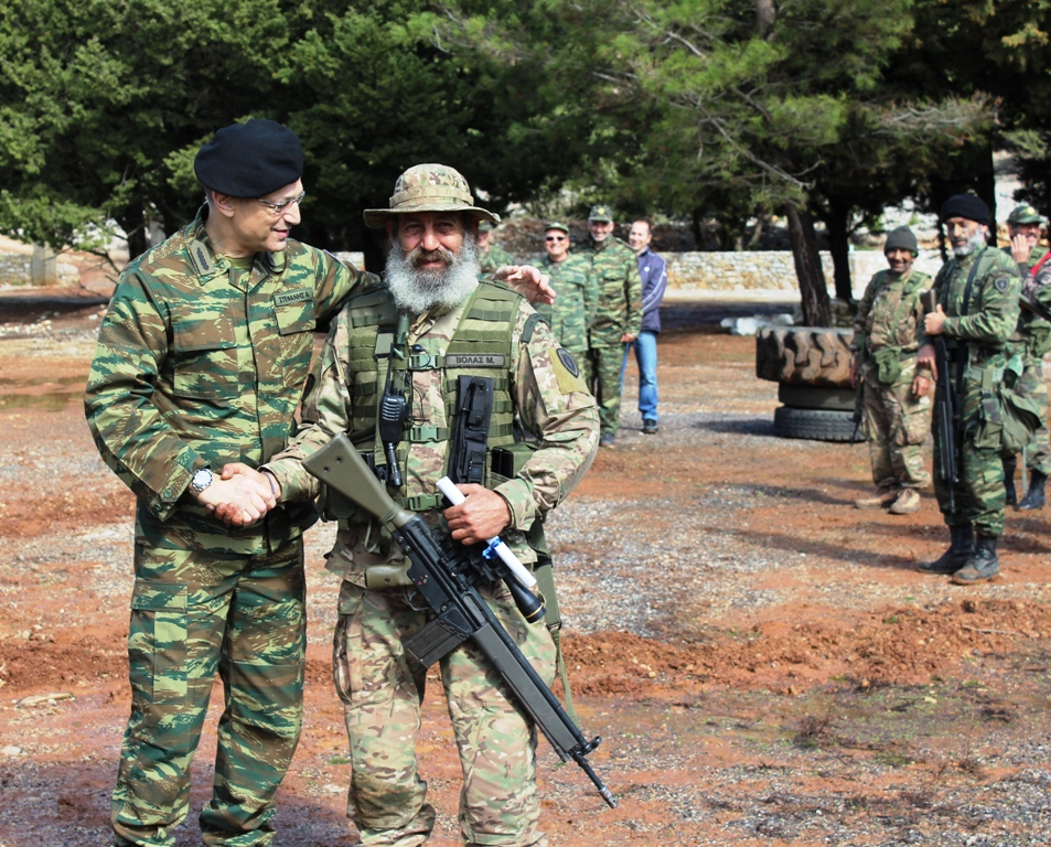Παρουσία του Α/ΓΕΣ Αντγου Αλκ. Στεφανή η εκπαίδευση Εθνοφυλάκων στη ...