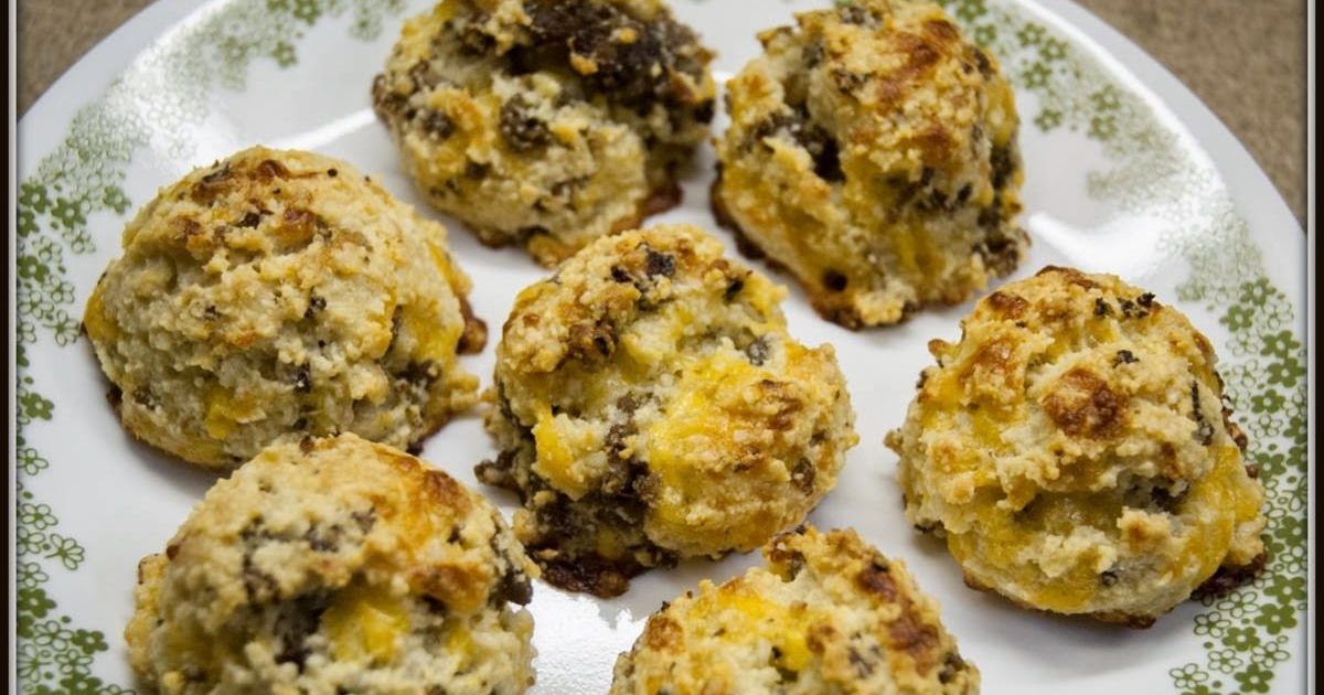 Low-Carb Alabama: Breakfast Almond Biscuits