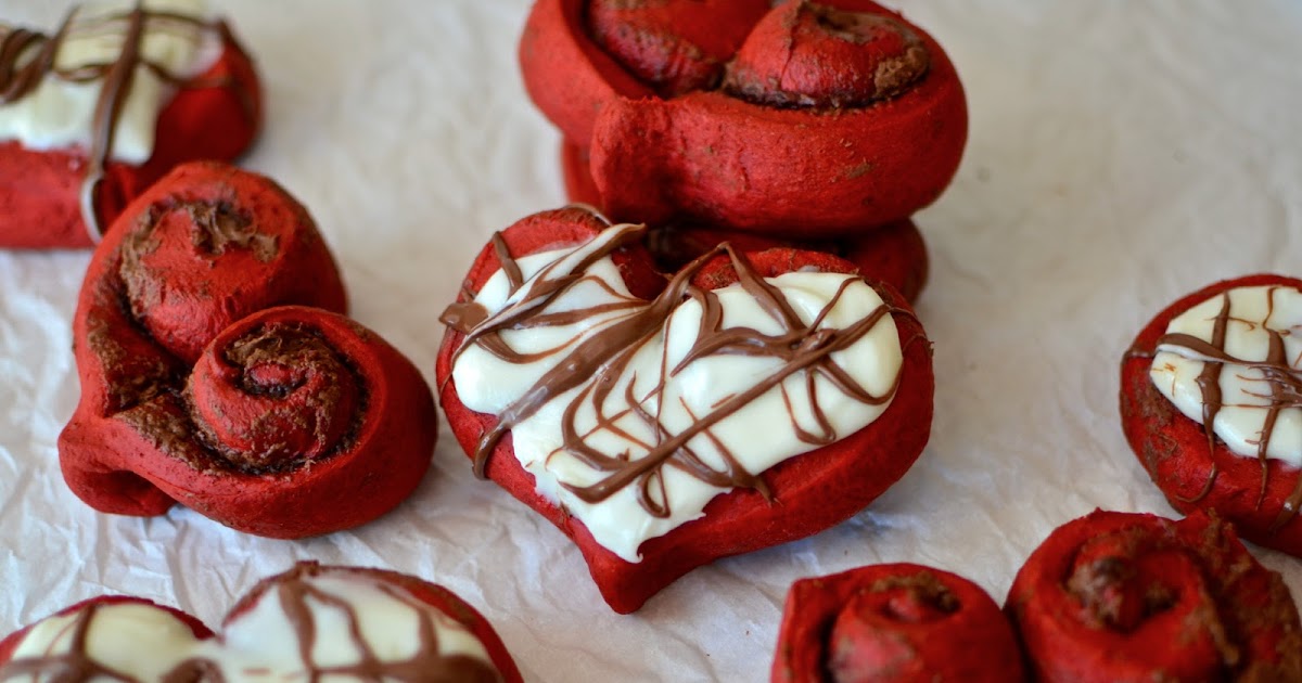 Recipe Index | Yammie's Noshery: Red Velvet Nutella "Cinnamon" Roll Hearts