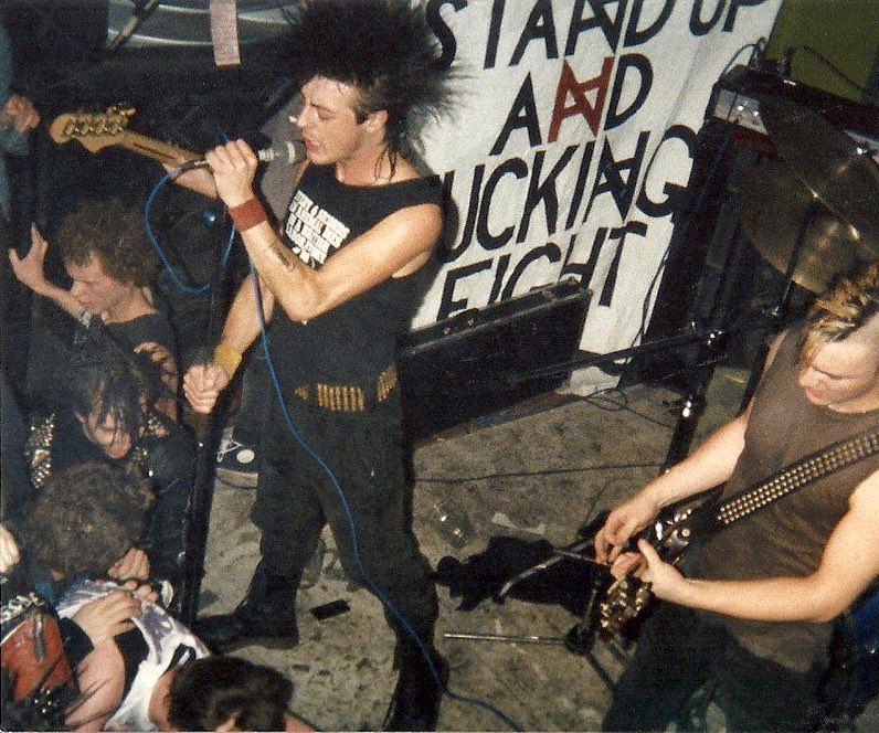 hardcore punk: Icons Of Filth - Not On Her Majesty's Service (1983)