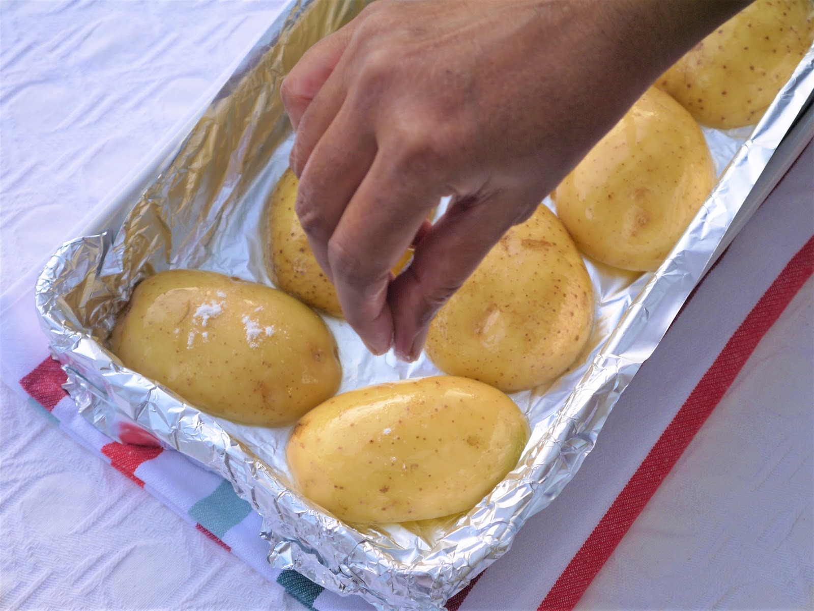 This Muslim Girl Bakes: Criss-Cross Potatoes.