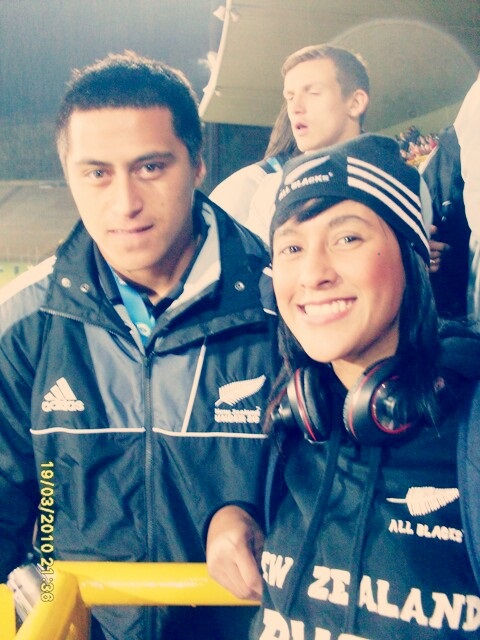 bly kalm en kyk rugby... met 'n koppie koffie, natuurlik ;): June 2013