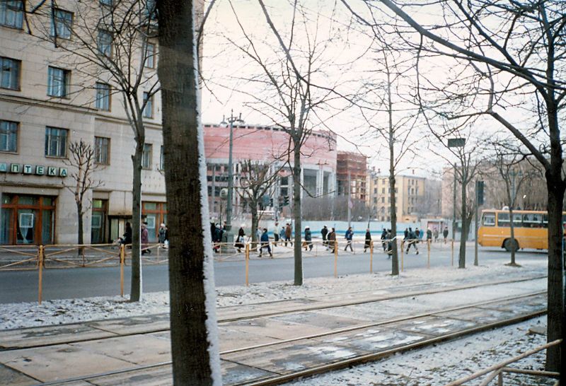 Just Before the Dissolution, 40 Fascinating Pics Capture Street Scenes ...