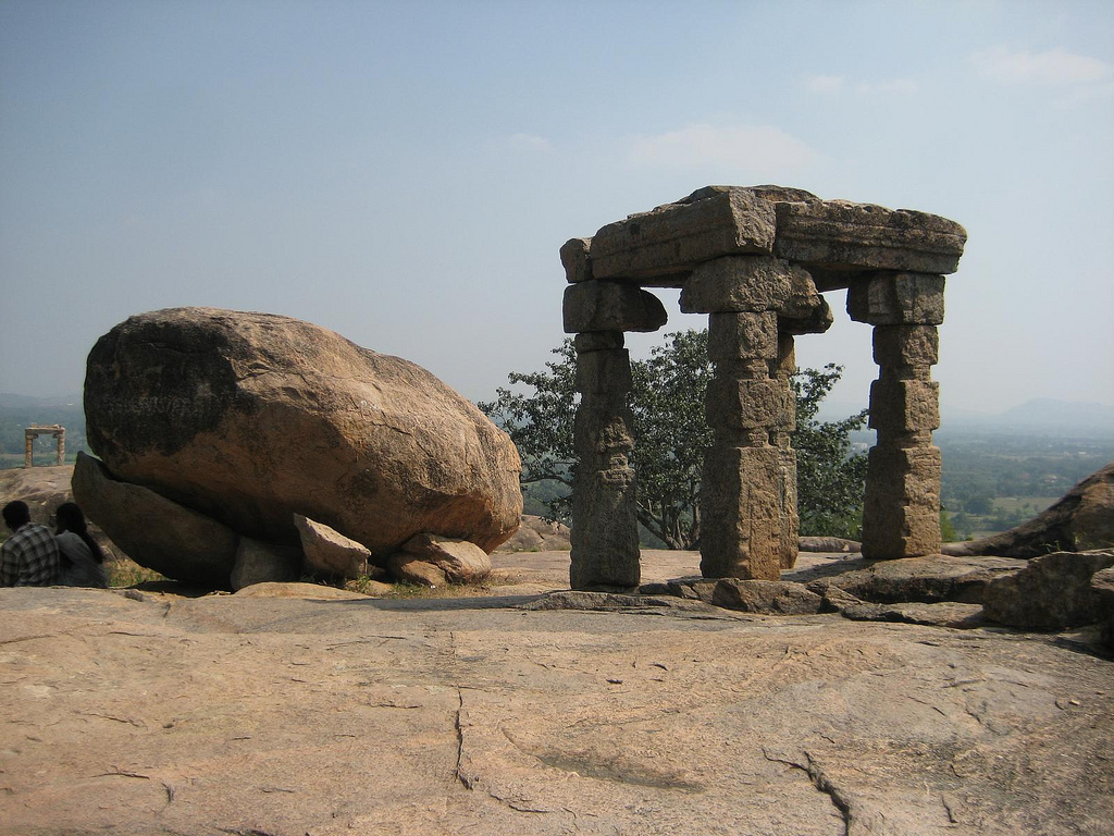 Tamilnadu Tourism: Subramanya Swamy Temple, Vallimalai – The Temple