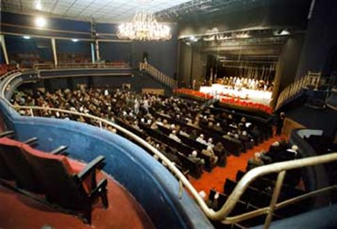 AΝΕΞΑΡΤΗΤΟΣ-ΔΙΠΛΩΜΑΤΙΚΟΣ ΠΑΡΑΤΗΡΗΤΗΣ: ΓΕΡΟΥΛΑΝΟΣ ΚΑΙ ΤΡΟΪΚΑ ΔΙΑΛΥΟΥΝ ...