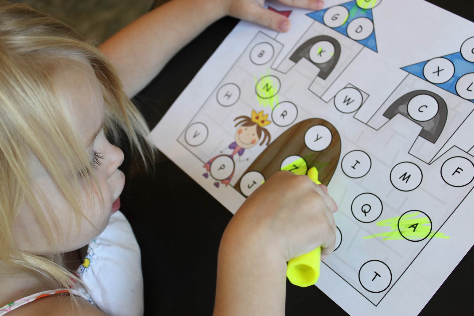 Castle Alphabet - The Activity Mom