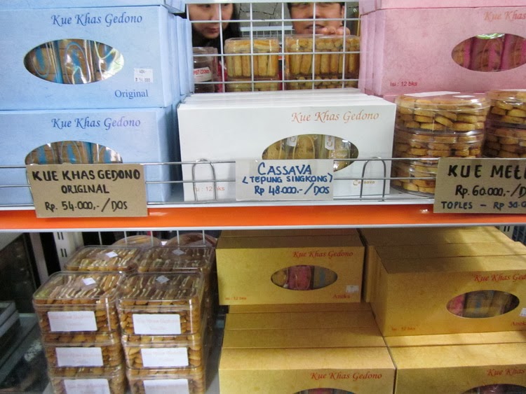 deta bercerita: Kisah Ziarah di Pertapaan Bunda Pemersatu Gedono