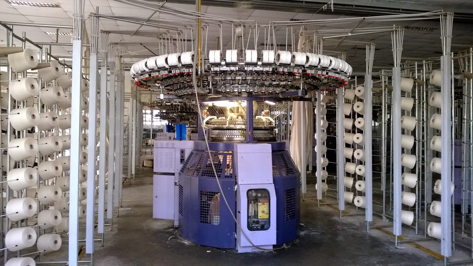 Vietnam Clothing Manufacturers: Investment in Vietnamese textile industry