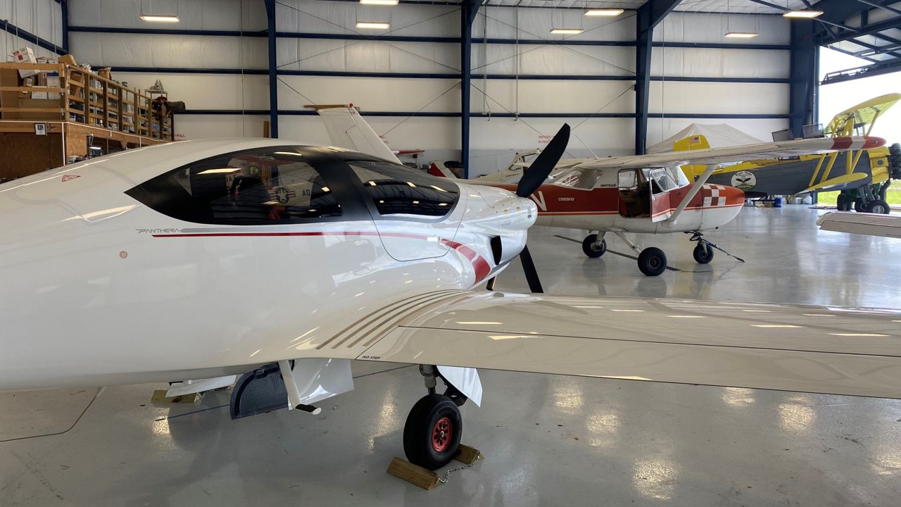 Kathryn's Report: Right Rudder Aviation: Glider program puts you in ...