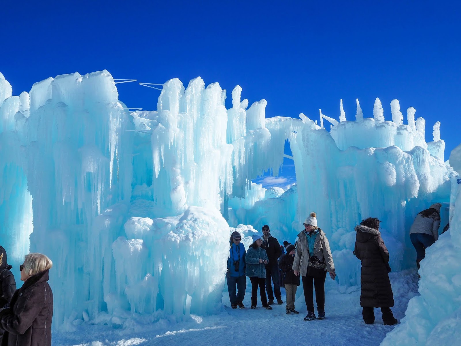 Little Hiccups: Ice Castles