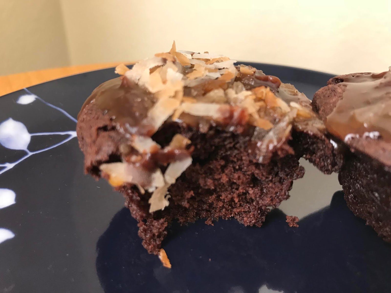 The Pastry Chef's Baking: Samoa Mini Cakes