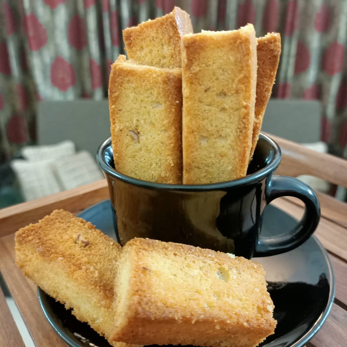 Almond cake rusk