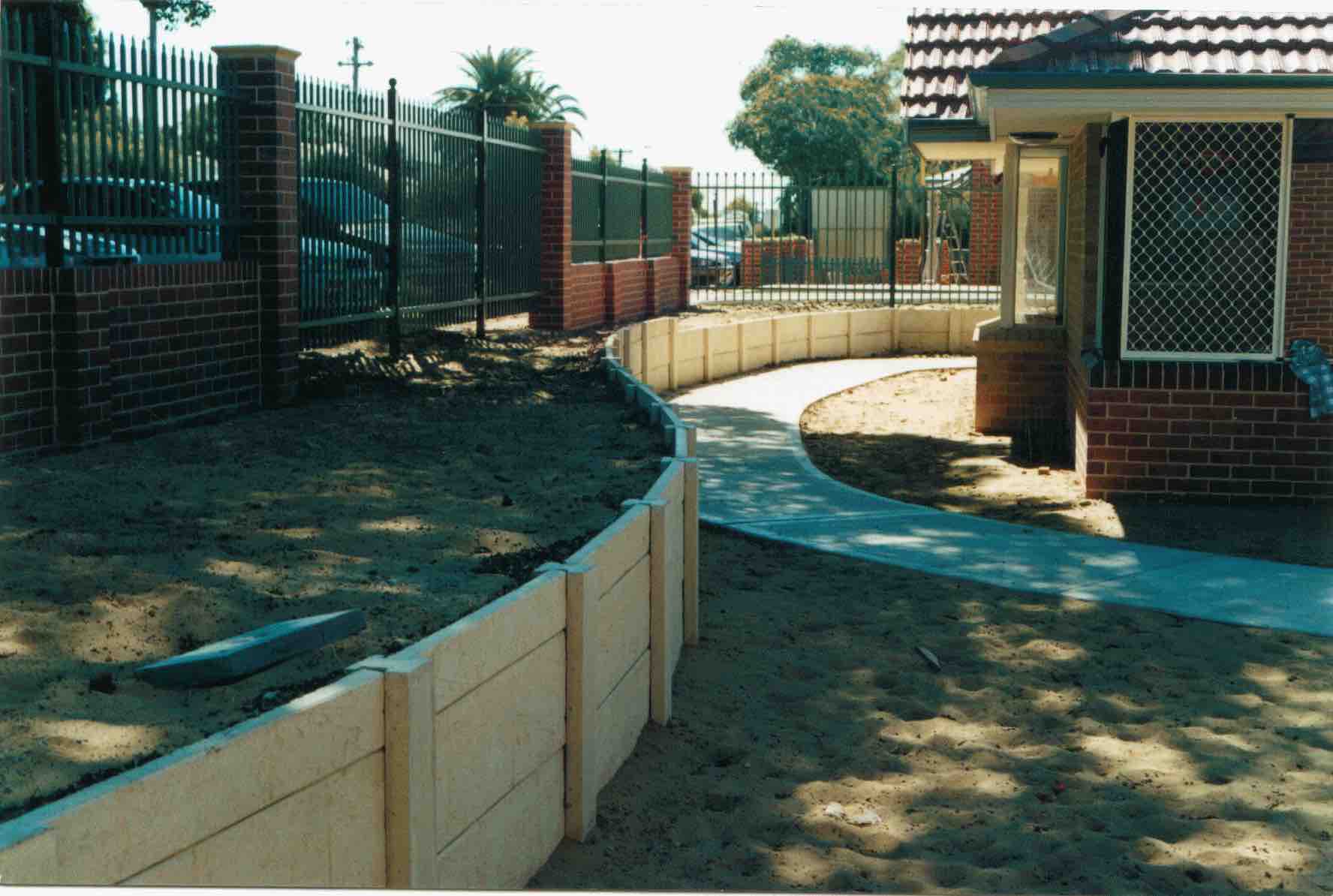 A Definitive Guide to Modular Retaining Walls in 2020
