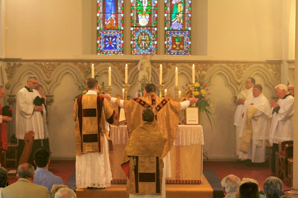 New Liturgical Movement: The Premonstratensians of St Philip's Priory ...