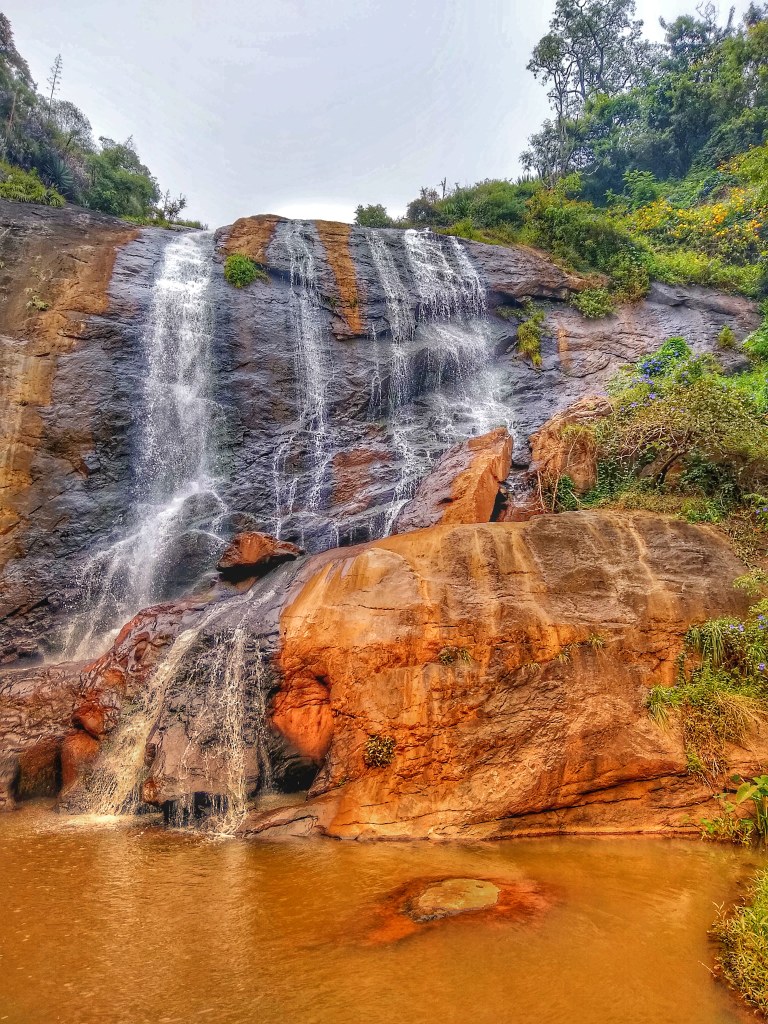 Tamilnadu Tourism: Kalhatti Falls, Ooty, Nilgiris