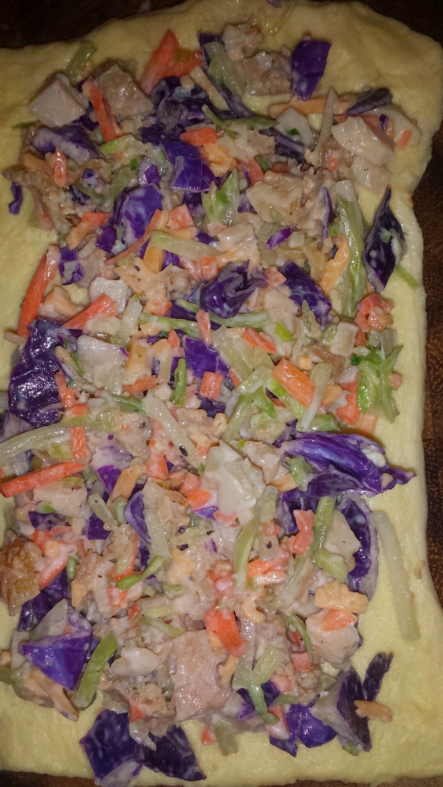 Rebecca's Amazing Creations: Fried Chicken 'n' Slaw Pinwheels