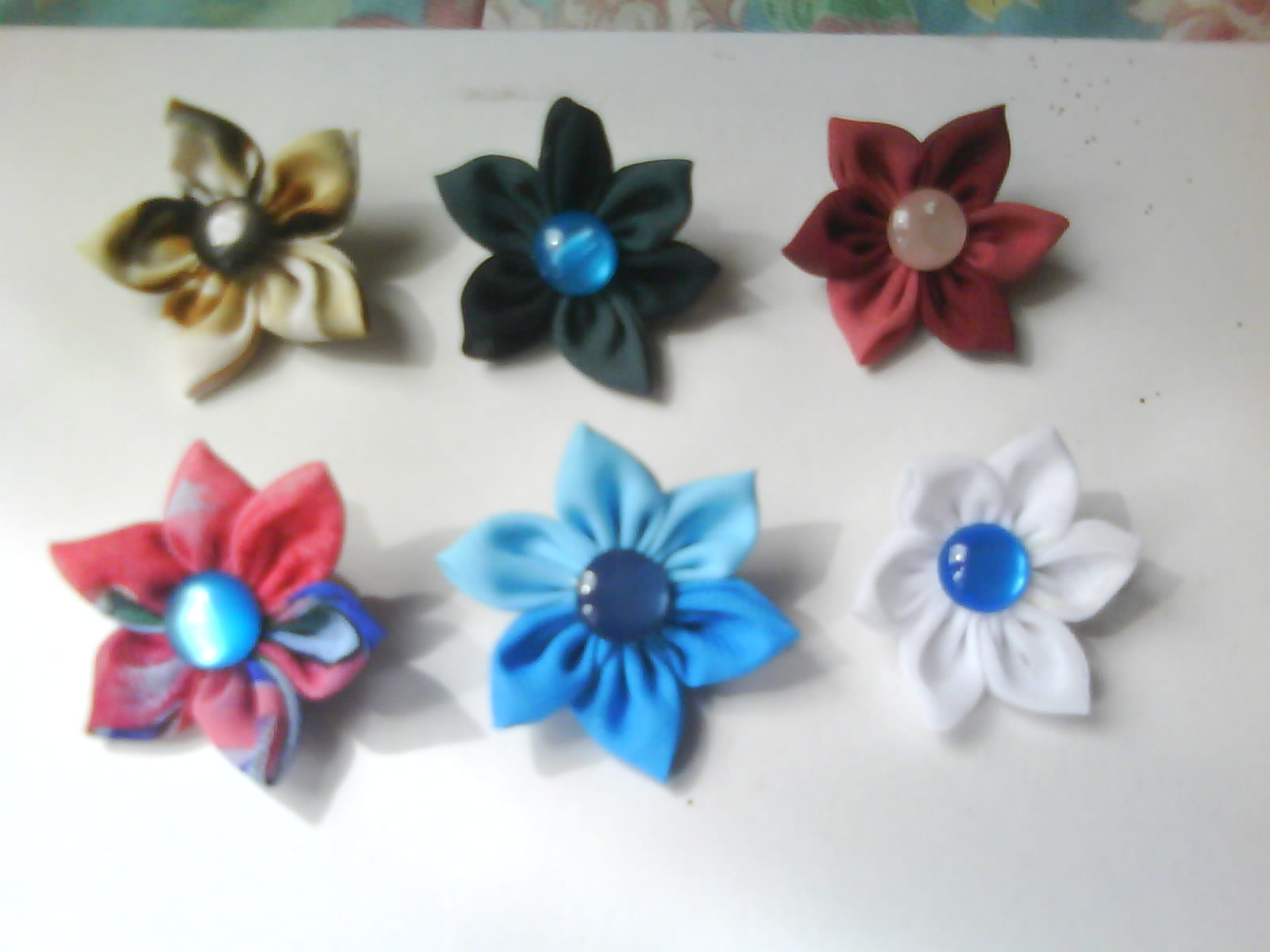 http://alamayaku_erisya.blogspot.com: brooch bunga