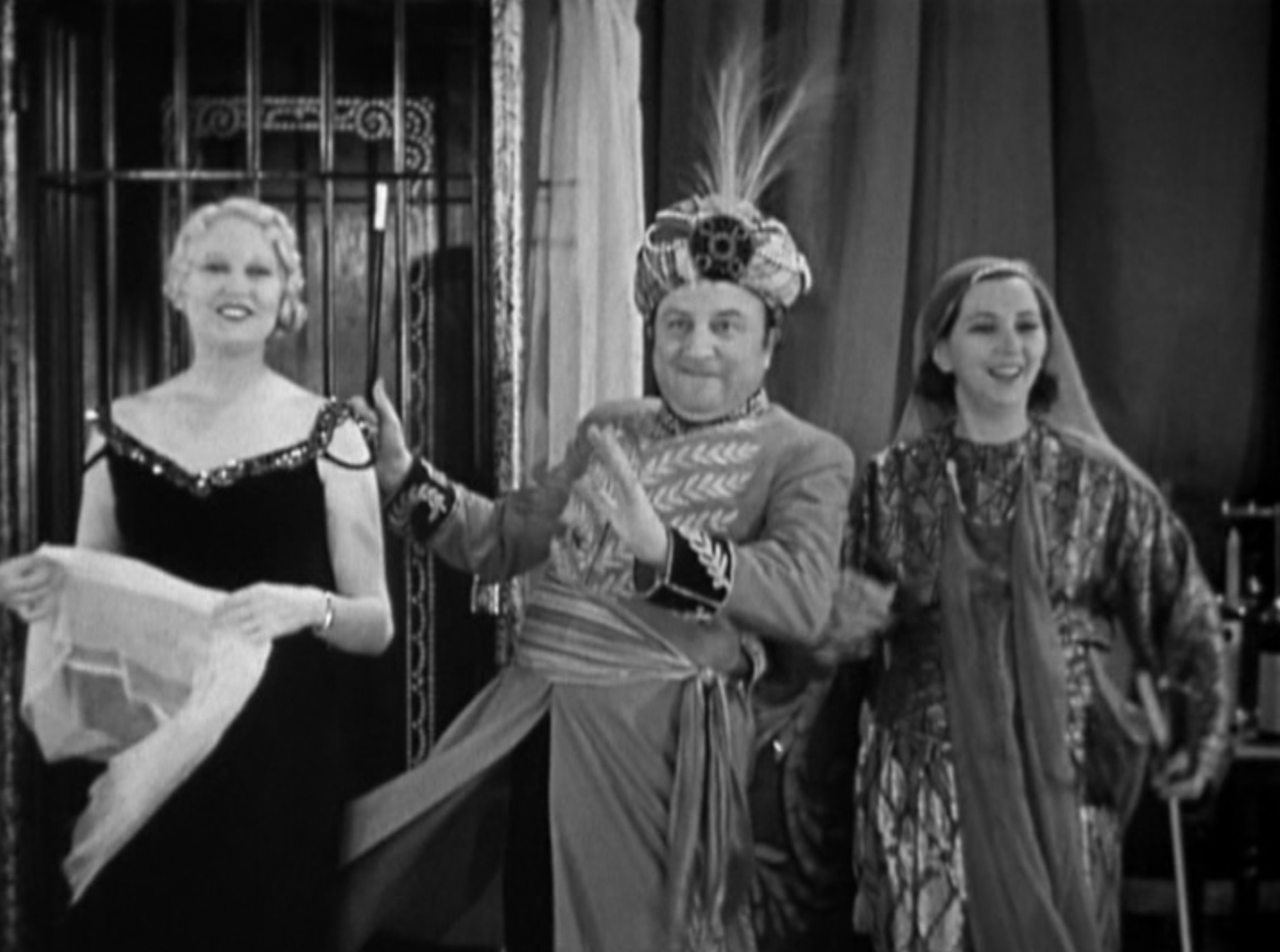 Shades of Gray: 'The Misses Stooge' has a few mild laughs