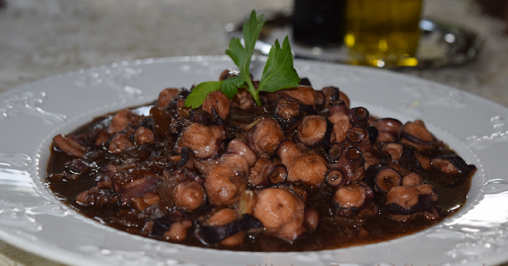 Filipino Food Aficionado: Adobong Pugita (Octopus Stewed in Soy Vinegar ...
