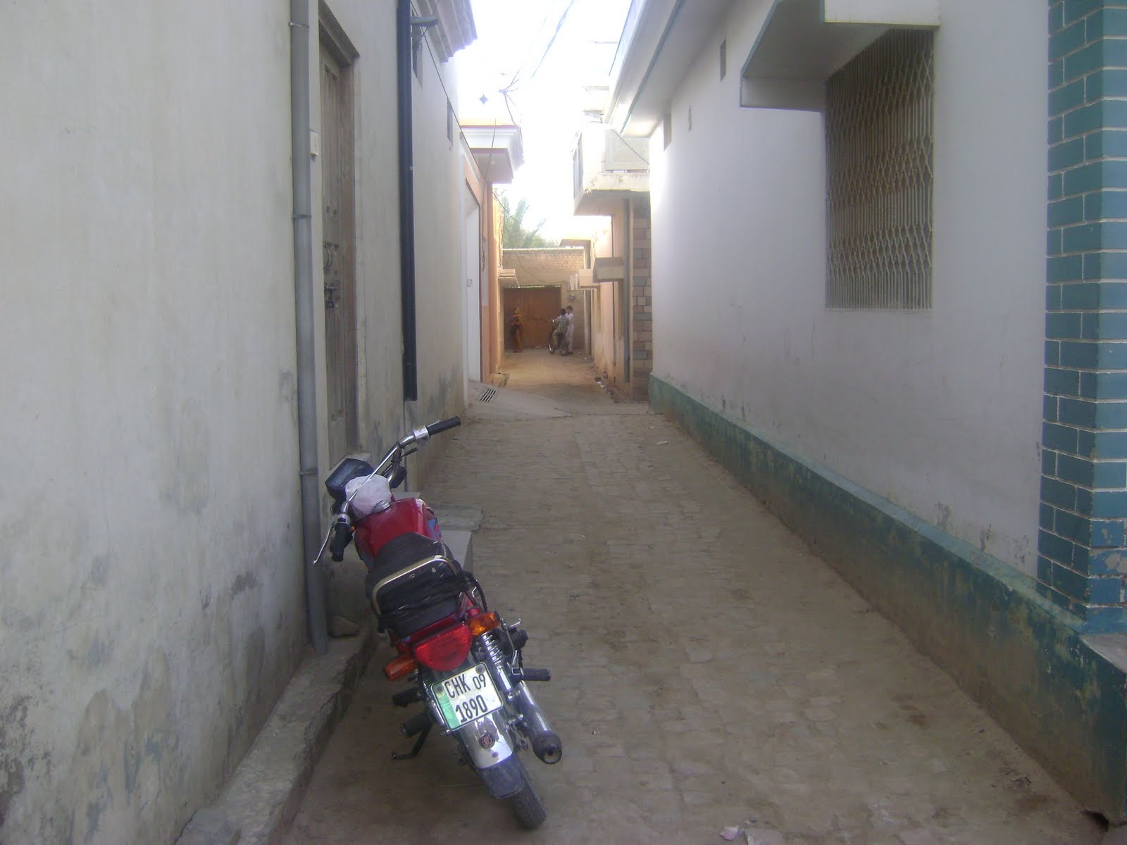 Sada Chakwal: Kalo joo, Mureed, Chakwal