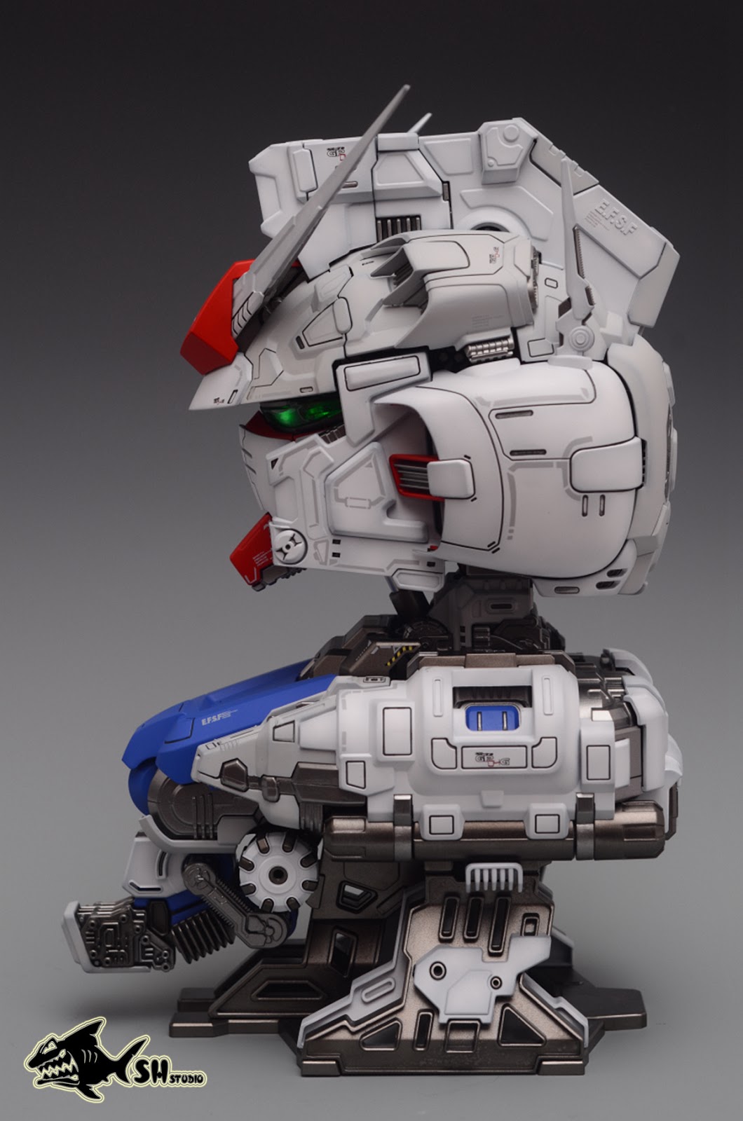 Custom Build: 1/20 Gundam GP04 Gerbera Head Display