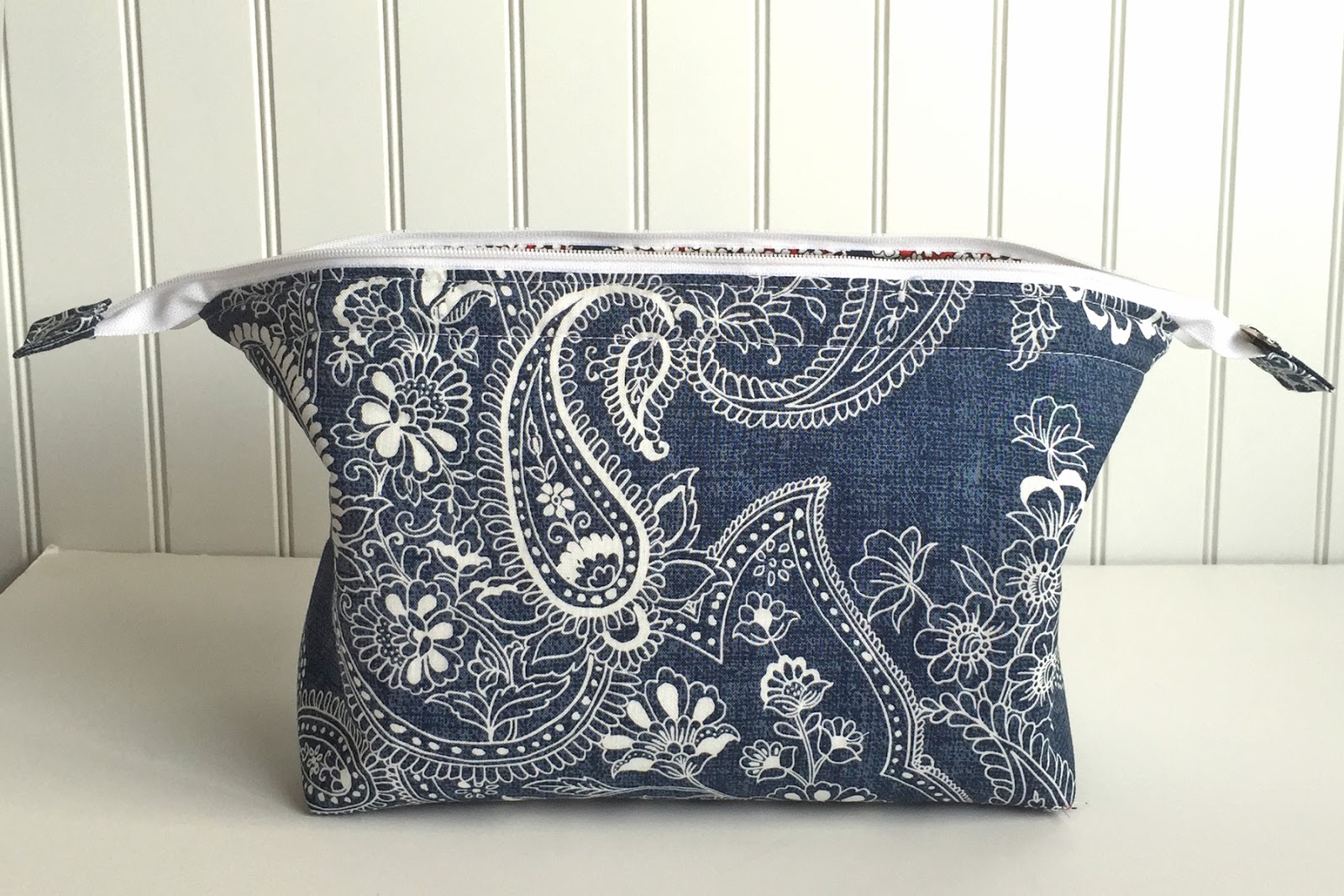 Emmaline Bags: Sewing Patterns and Purse Supplies: The Retreat Bag - A ...