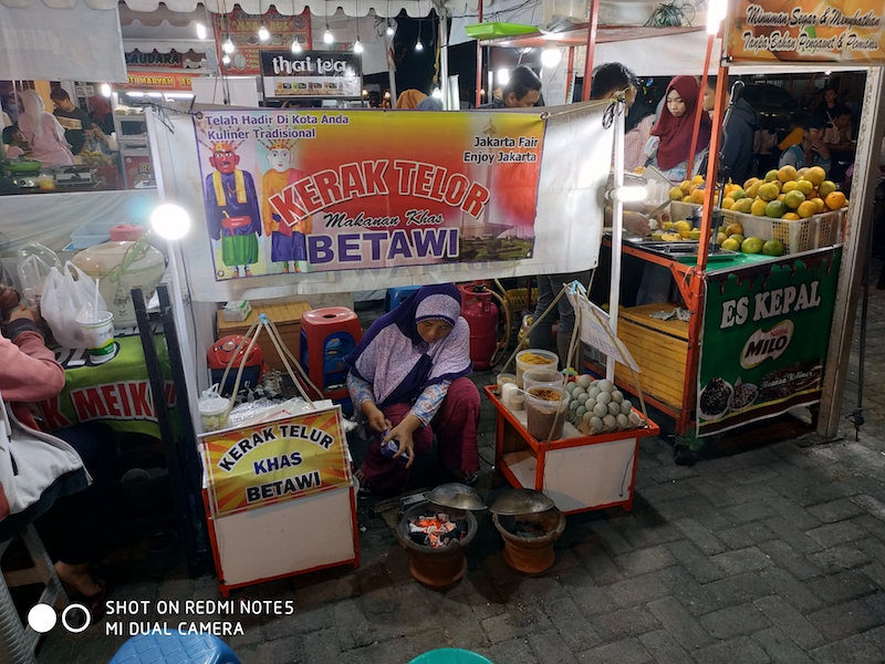 Menjajal Kuliner Pasar Malam di Sentra Niaga The Park Solo Baru - Kisah ...