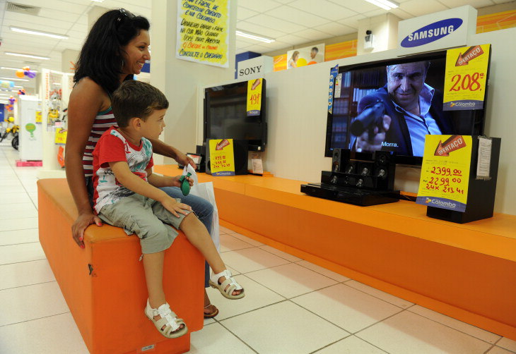 Classe média tem renda per capita de R$ 291 a R$ 1.019, diz governo ...