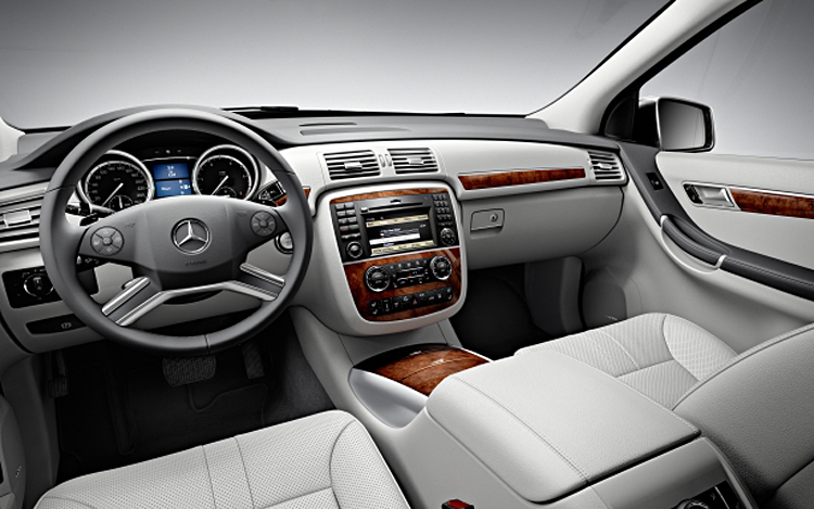 2012 MERCEDES-BENZ R-CLASS ~ CarNews