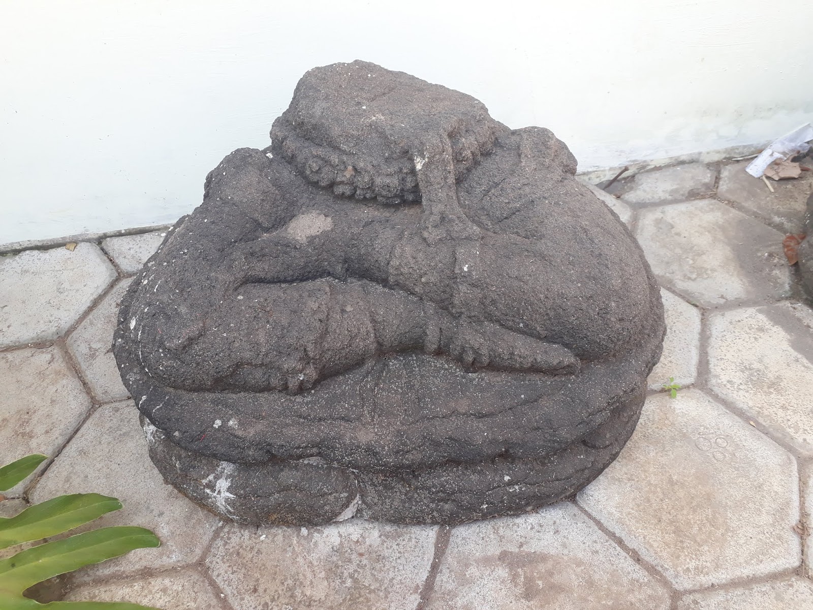 SESERATAN: Arca Dewa Kampung Pitu, Patuk, Gunungkidul