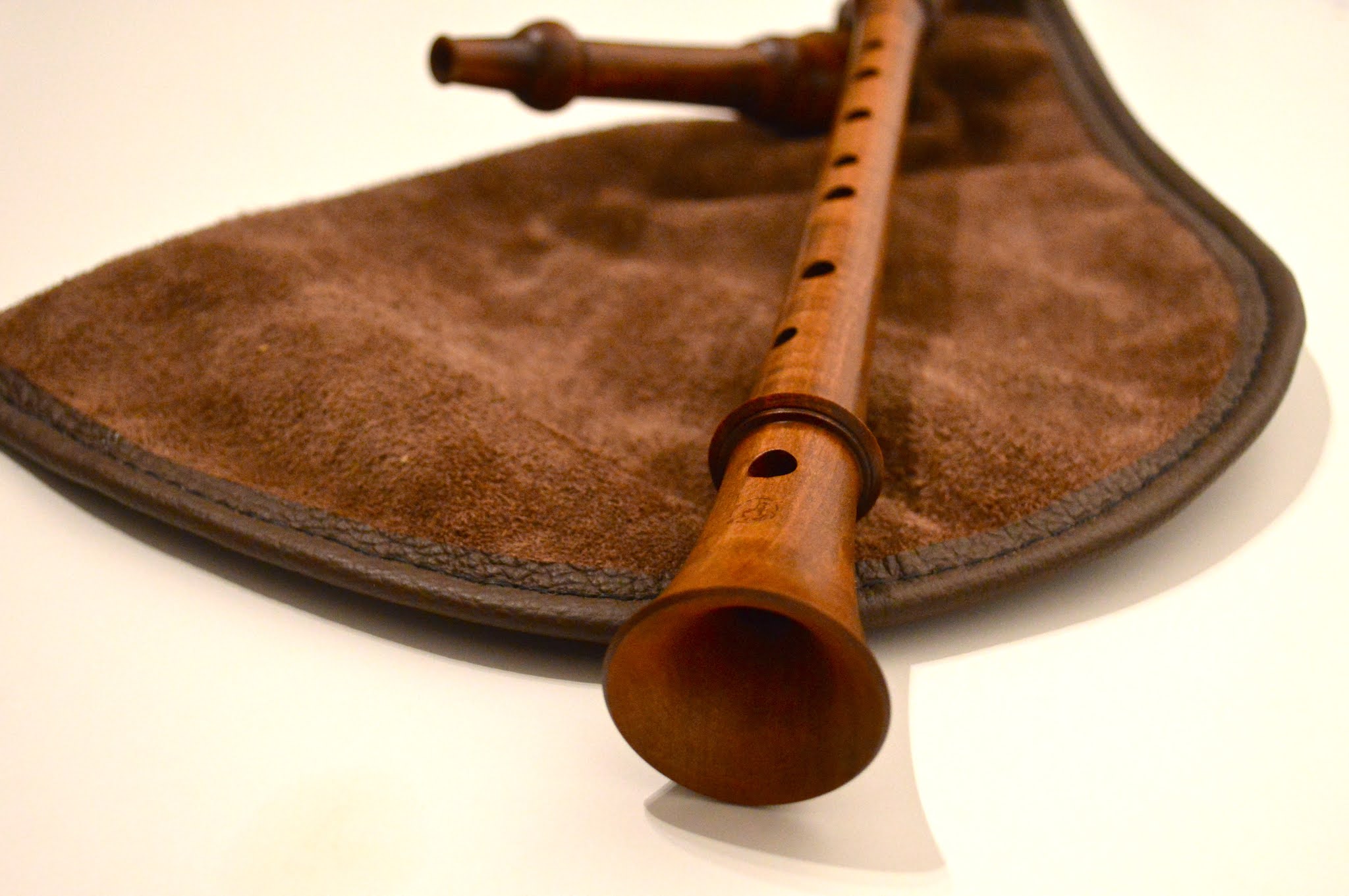 Lutherie Gabriel Desbiolles: Cornemuses médiévales