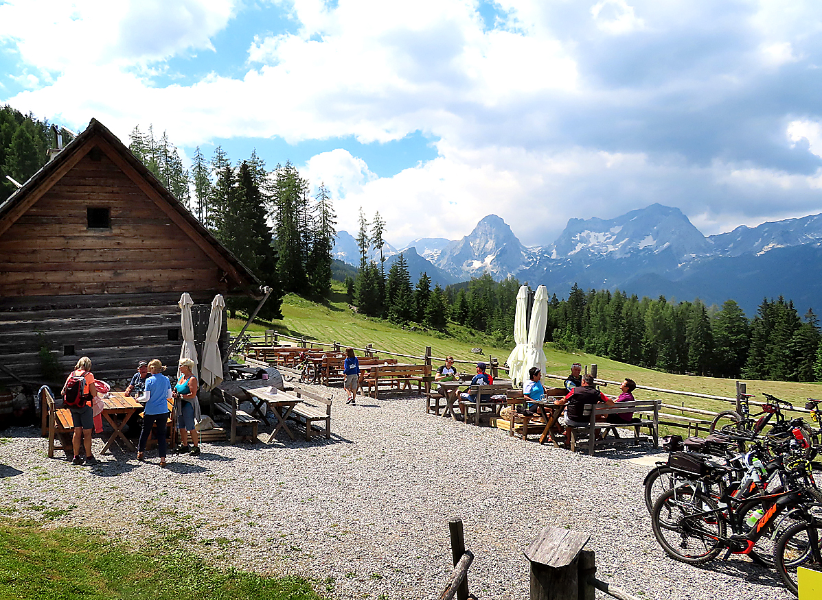 In der Mitte von Österreich ist das Stodertal: Radtour über die Hutterer Böden ...