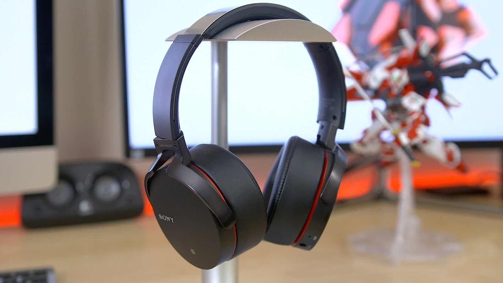 Sony MDR-XB950BT Extra Bass Bluetooth Headset Review | Reviewtor