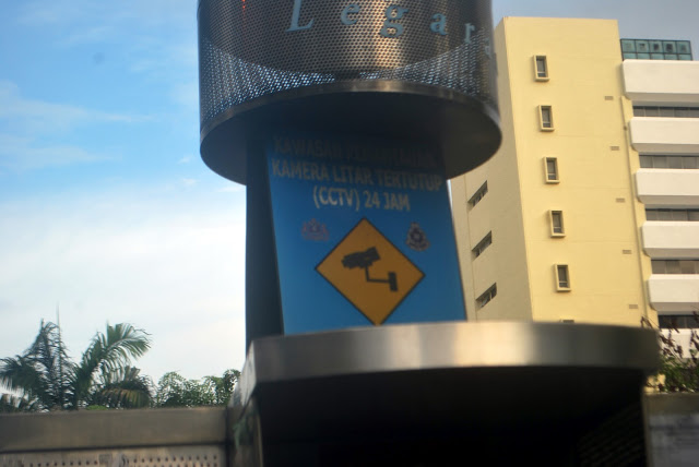 : DARI HATI KE JARI :: BERLEGAR-LEGAR DI LEGARAN SEGGET