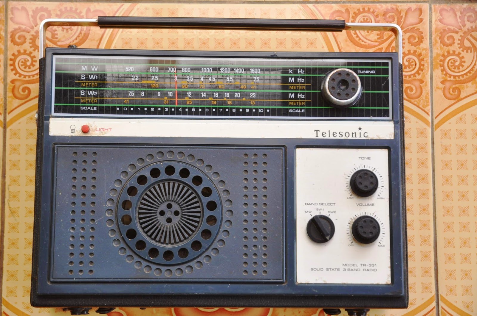 Pondok Barang Antik: Barang Antik - Radio Antik Telesonic TR - 331 ...