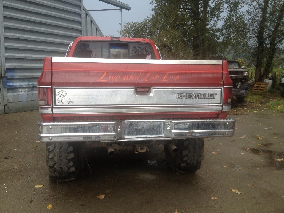Trucks and shit: 6.2 Detroit diesel Chevy Cheyenne 4x4