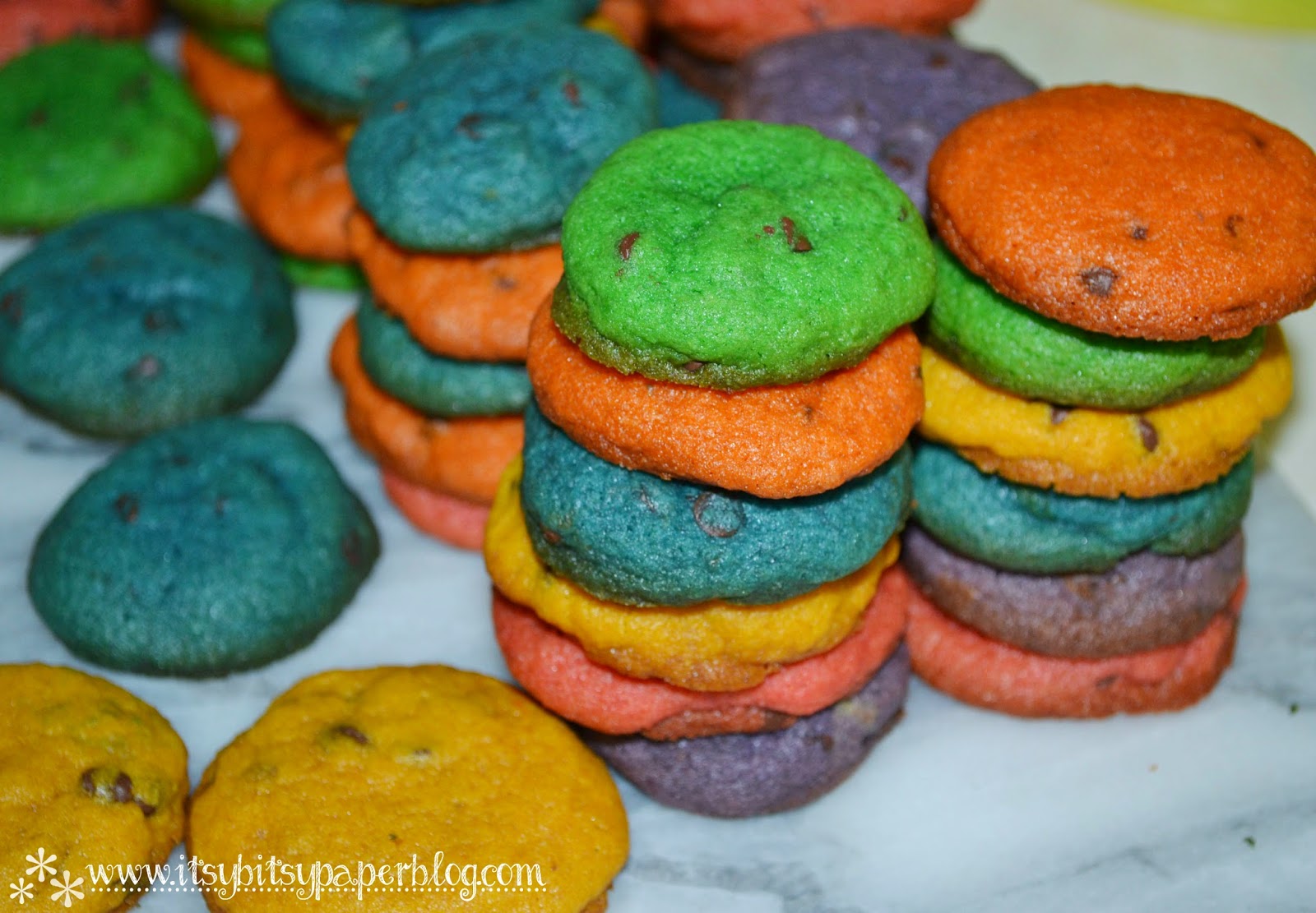 Paper Paint and Pine: . . . Rainbow Chocolate Chip Cookies