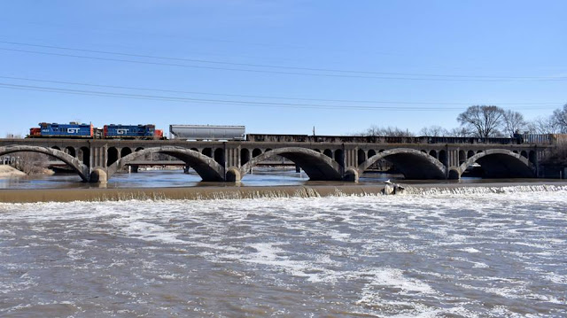 Industrial History: Kankakee Rolling (Drowning Machine) Dam