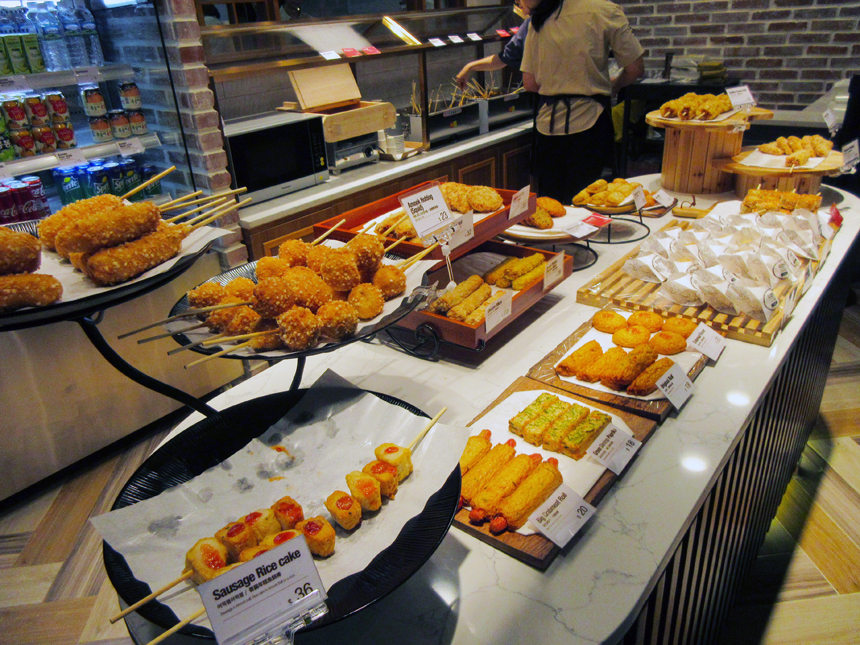 Herbert的飲食玩體驗: 삼진어묵 Samjin Amook Express - 由釜山到K11 Musea的魚糕串