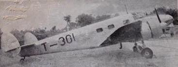 AIRPLANE SCALE MODELKIT: LOCKHEED ELECKTRA L-12 Junior (C-40)