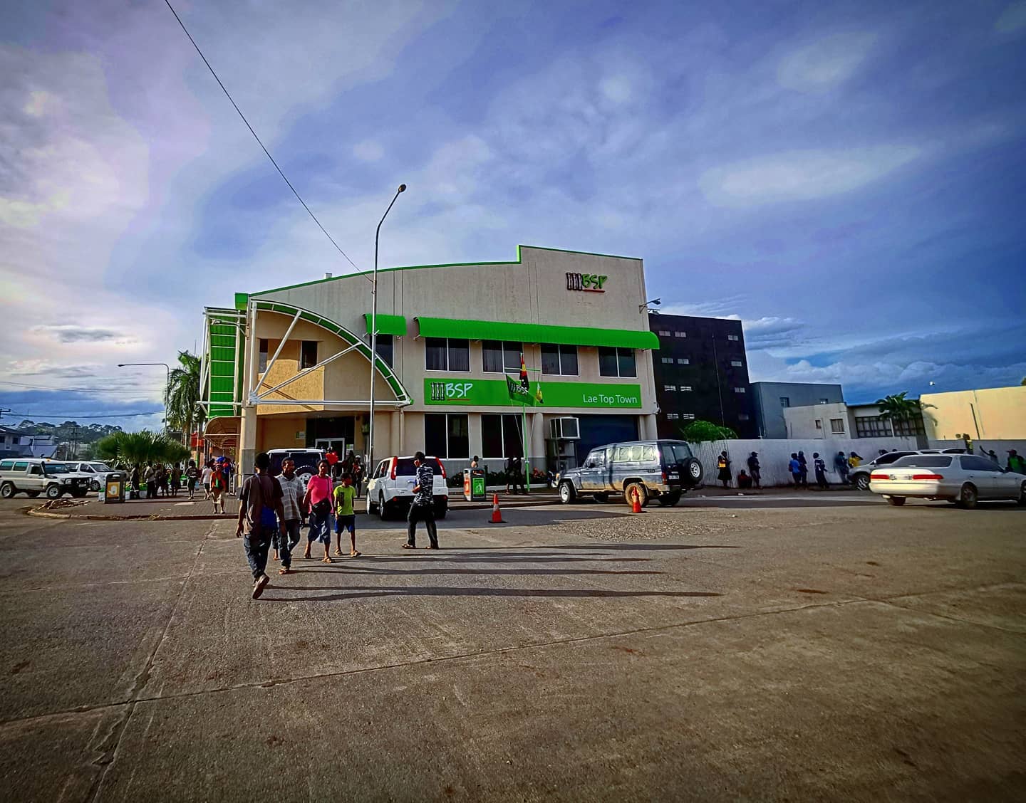 Police to enforce Pandemic Act in PNG's second largest city of Lae ...