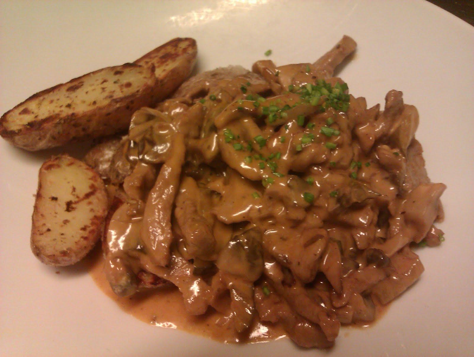 comedores o comederos, ¿alta cocina, o arte moderno?: BEEF STROGANOFF