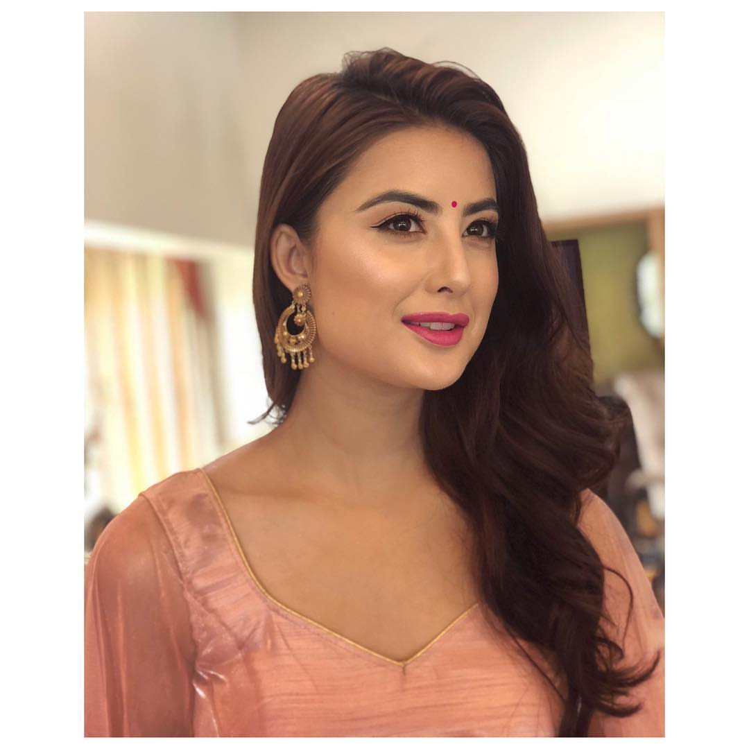 Famous in nepal: Niti Shah | Biography, Boyfriend, Age, Height, Parents ...