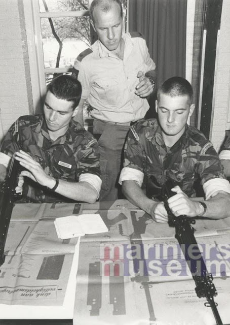 Johans Koude Oorlog Mariniers: M1987 jassen voor Adspirant Reserve ...