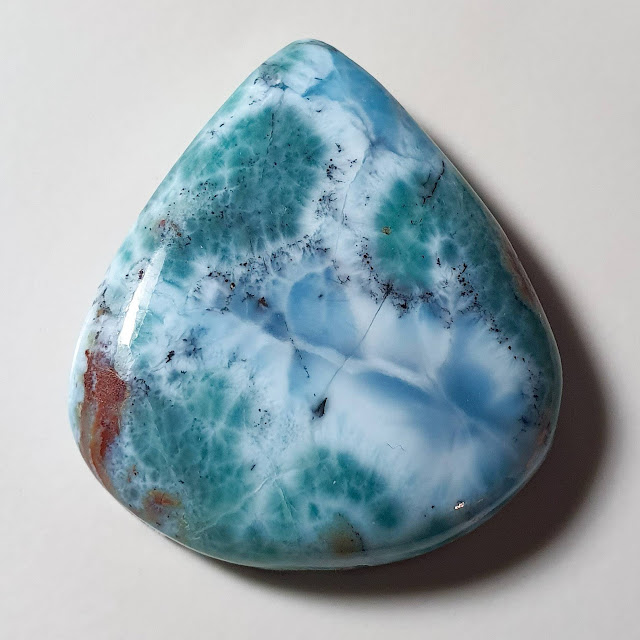 Grooved Cabochons with Brass Bezels Make for Easier Wirework or Macrame ...