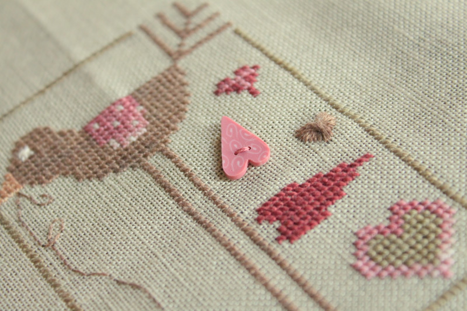 Sweetpea Samplings: A Little Valentine Bird Stitch