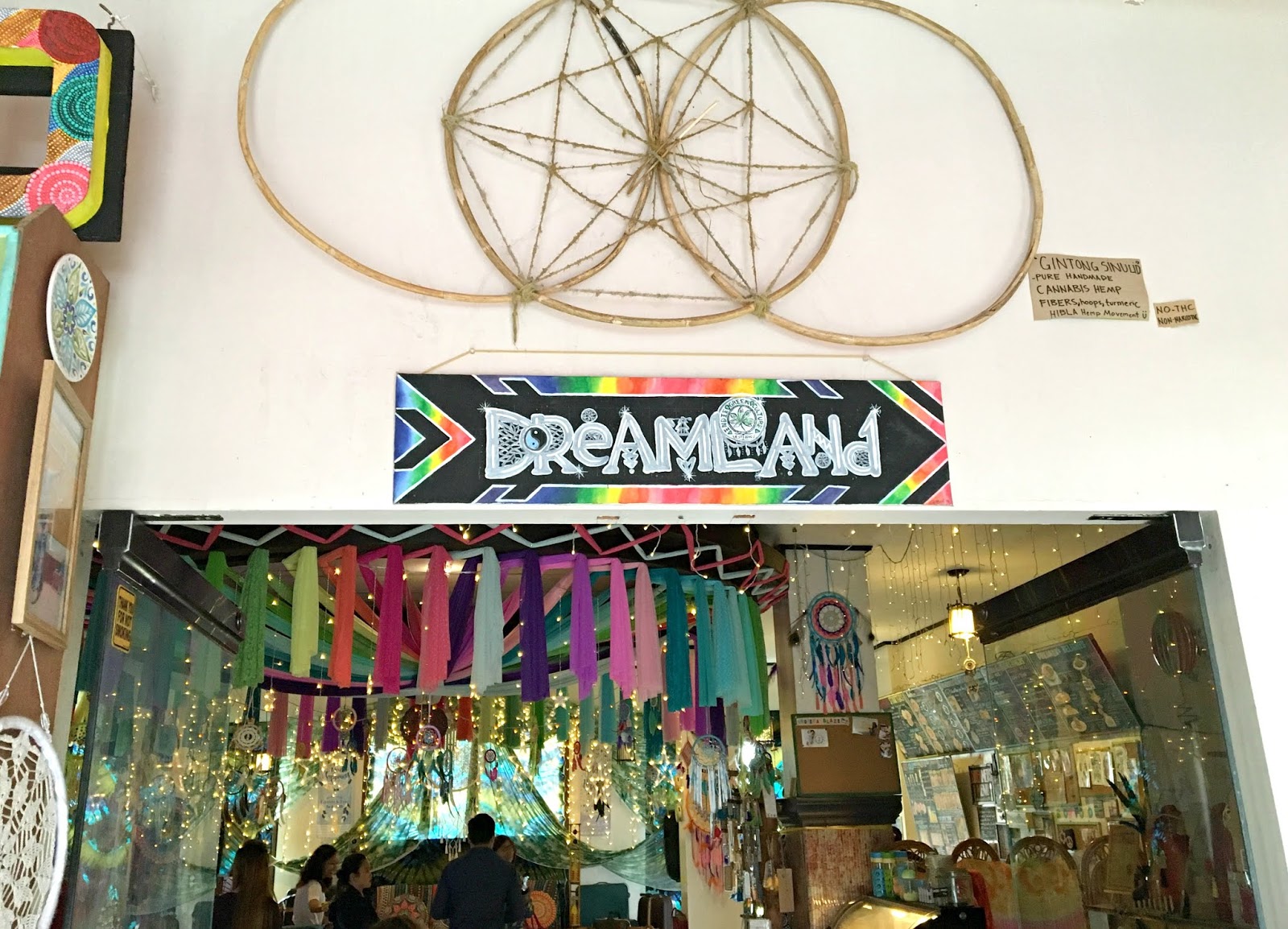 The Bandwagon Chic: A Must Visit Artsy Cafe in Tagaytay