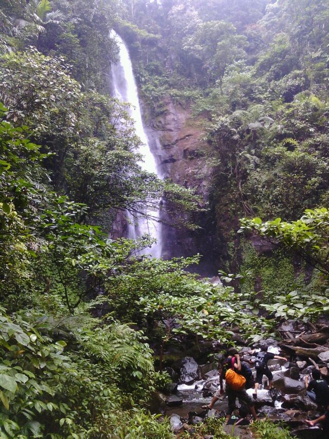 Daerah Wisata Di Indonesia: KEINDAHAN AIR TERJUN (CURUG) DI BOGOR, JAWA ...