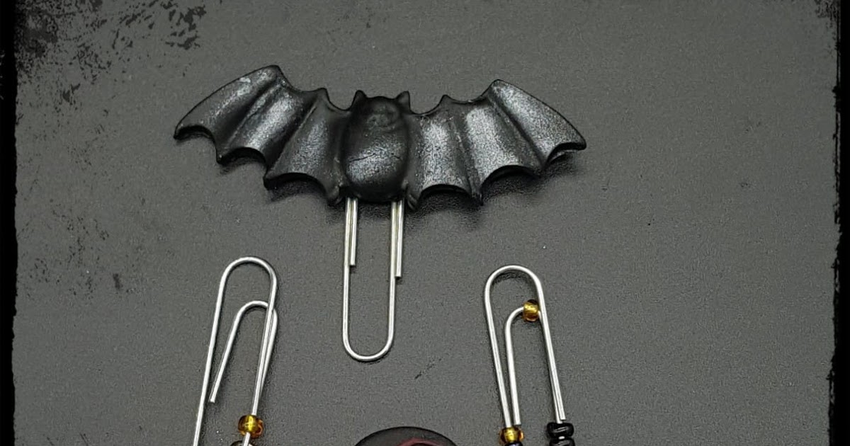 Boo! Spooky Altered Paper Clips